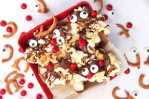 15 Santa Reindeer Treats - Walking On Sunshine Recipes