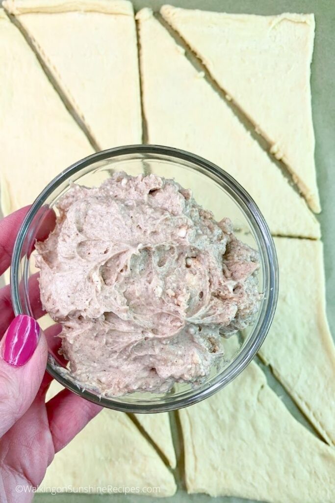 Crescent Cream Cheese Cinnamon Rolls - Walking On Sunshine Recipes