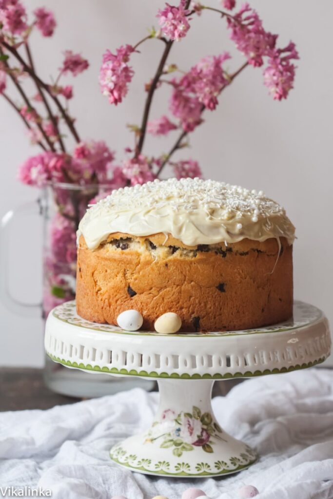 24 Traditional Easter Bread Recipes from Around the World - Walking On ...