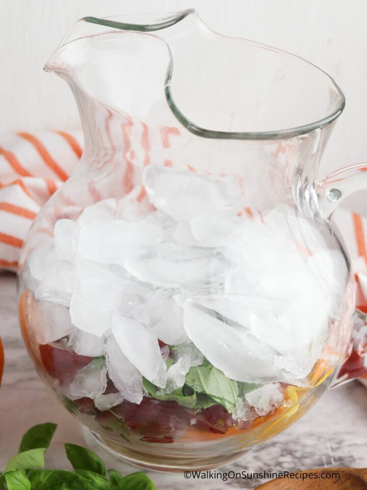 Grape Infused Water - Walking On Sunshine Recipes