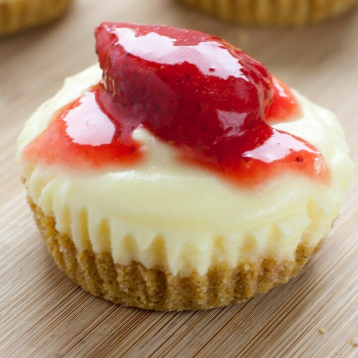 Cream Cheese Vanilla Pudding Cheesecake - Walking on Sunshine