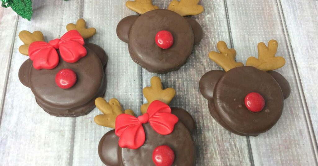 Oreo Reindeer cookies - Walking On Sunshine Recipes