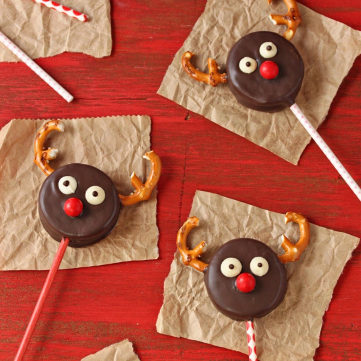 Oreo Reindeer cookies - Walking On Sunshine Recipes