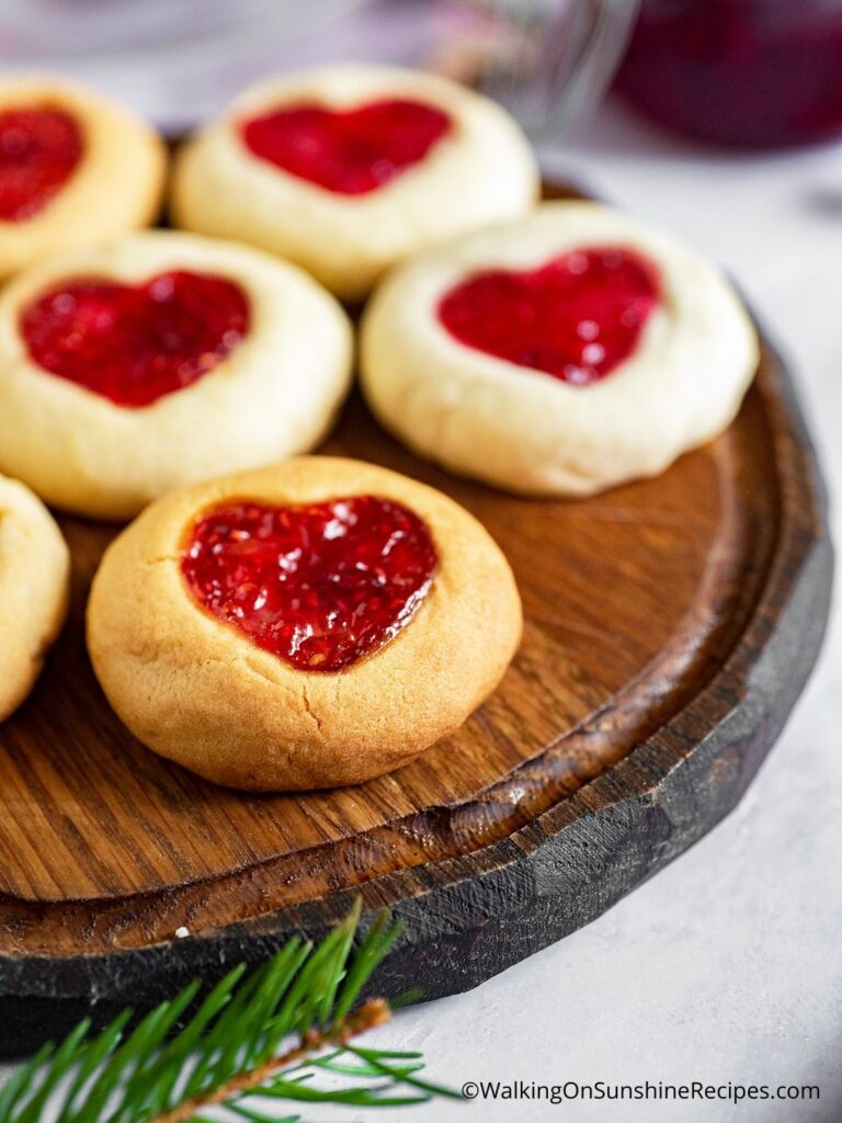 Valentine's Day Cookies - Walking On Sunshine Recipes