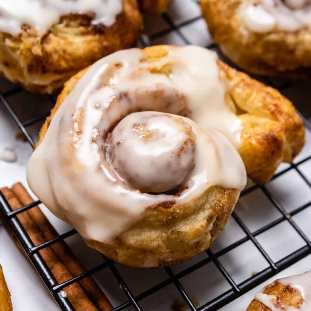 Easy Cinnamon Rolls for Breakfast - Walking On Sunshine Recipes