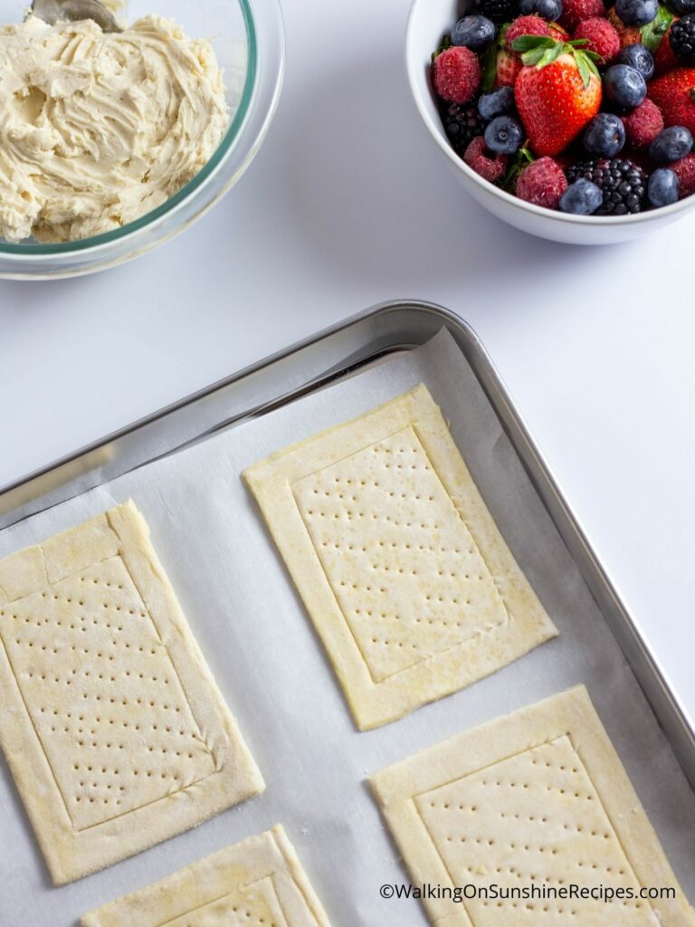Puff Pastry with Cream Cheese and Fruit - Walking On Sunshine Recipes