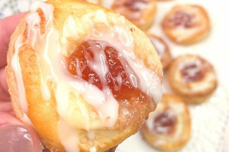 Puff Pastry Circles - Walking On Sunshine Recipes
