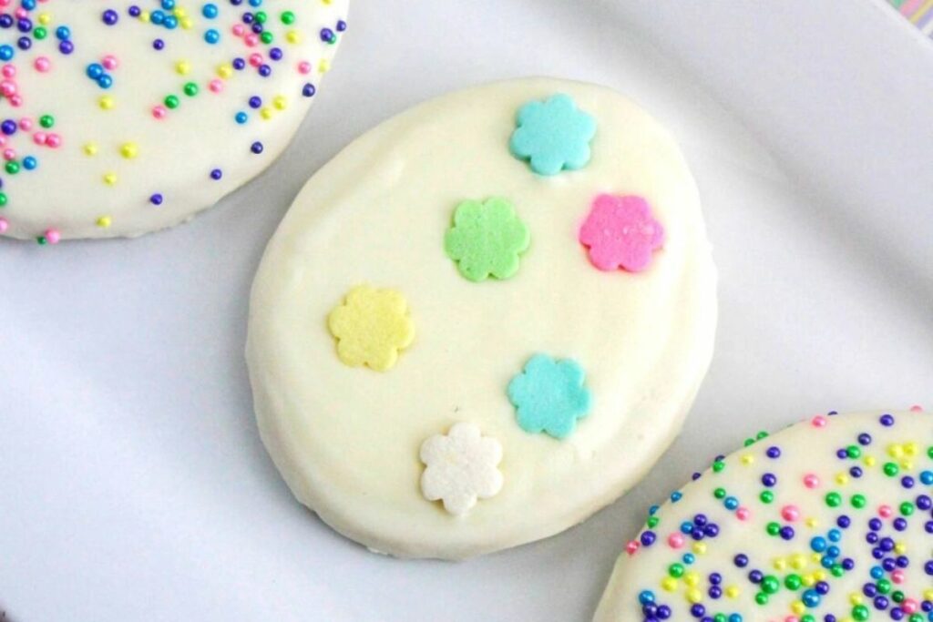 Spring Sugar Cookies - Easter Egg Cutouts | Walking on Sunshine Recipes