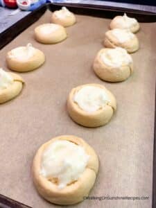 Cream Cheese Crescent Rolls - Walking On Sunshine Recipes
