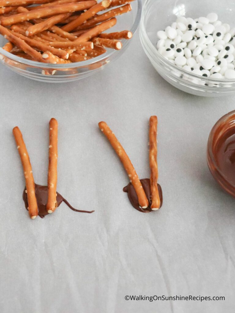 Reindeer Candy made with Peanut Butter Cups
