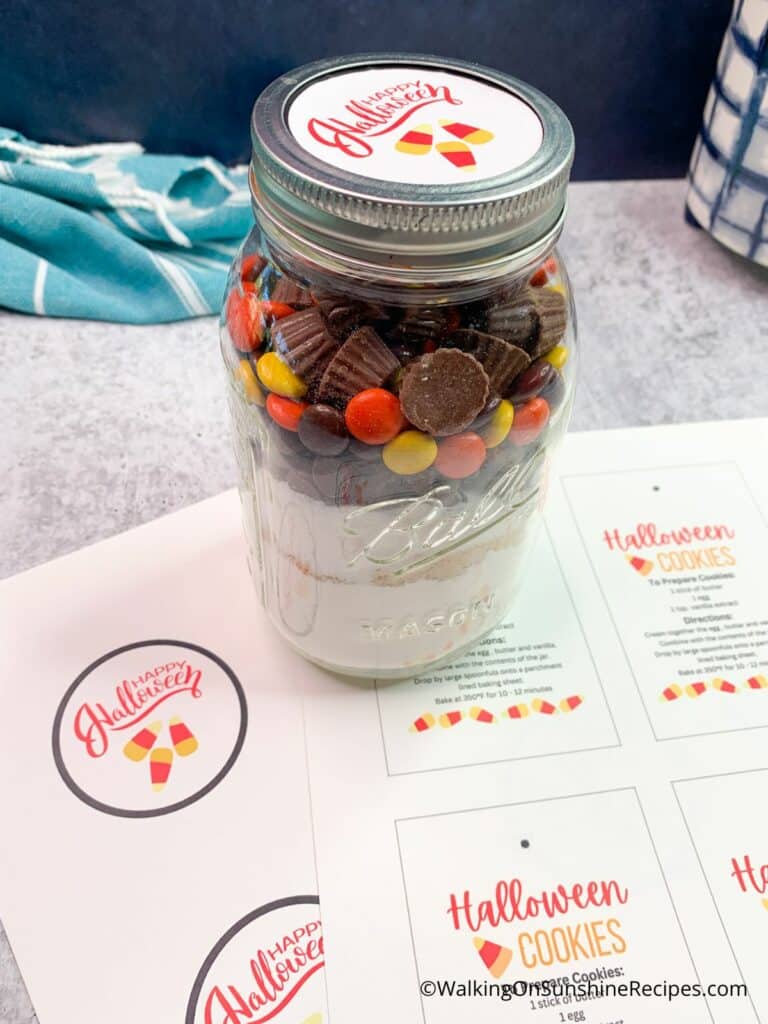 Halloween Cookie Mix in a Jar - Walking On Sunshine Recipes