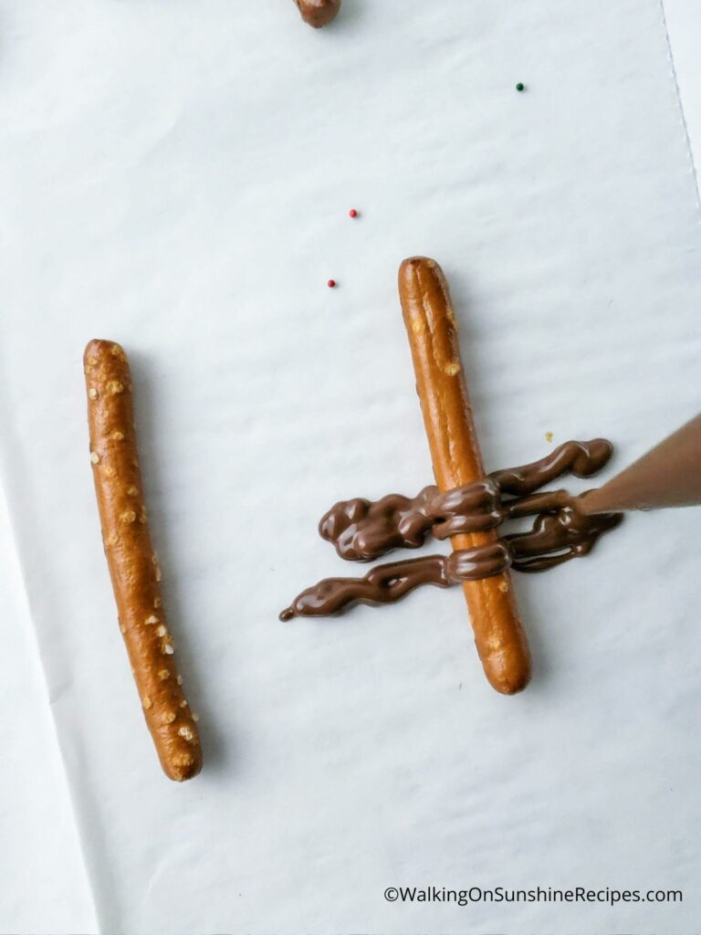 Chocolate Covered Pretzels Christmas - Walking on Sunshine