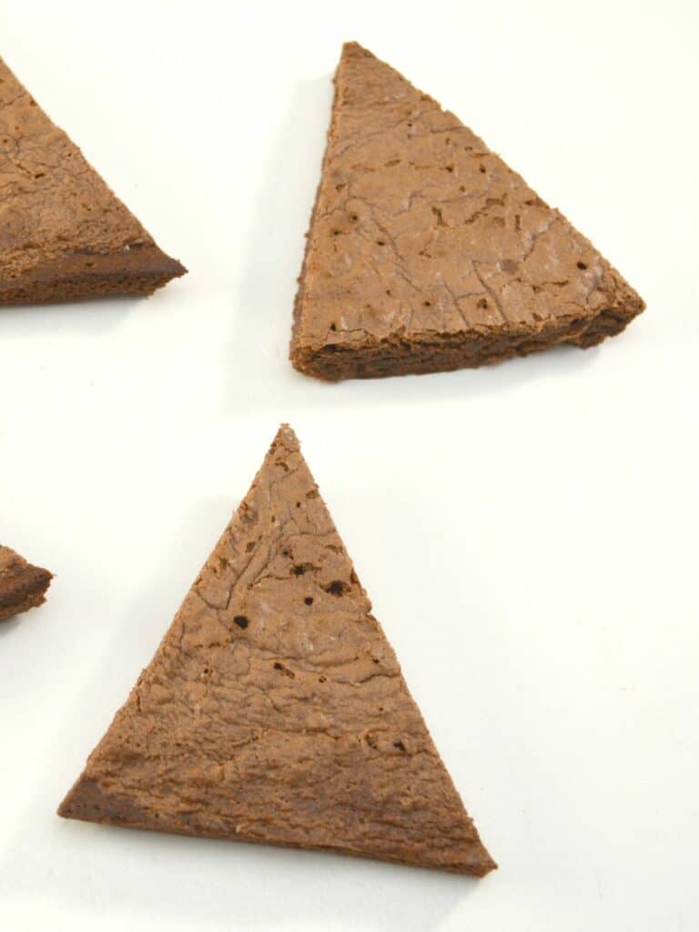 Christmas Tree Candy Cane Brownies | Walking on Sunshine