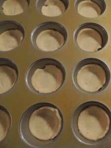 Mini Quiche Appetizers | Walking on Sunshine Recipes