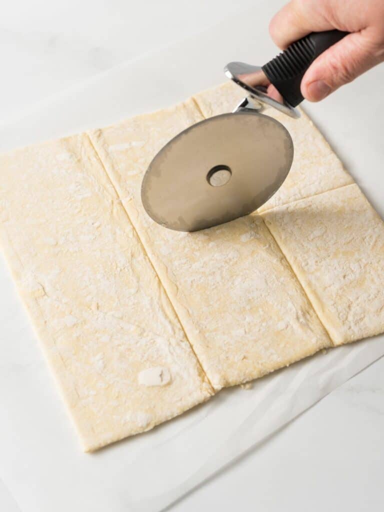 Chicken Puff Pastry Pockets - Walking On Sunshine Recipes