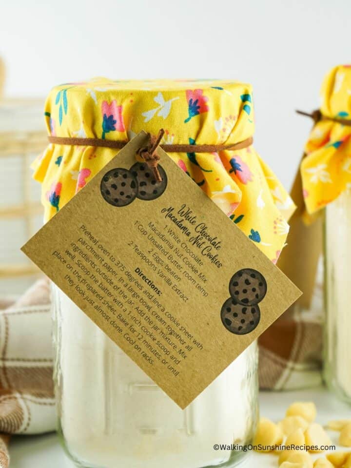 Mother's Day Mason Jar Cookies - Walking On Sunshine Recipes