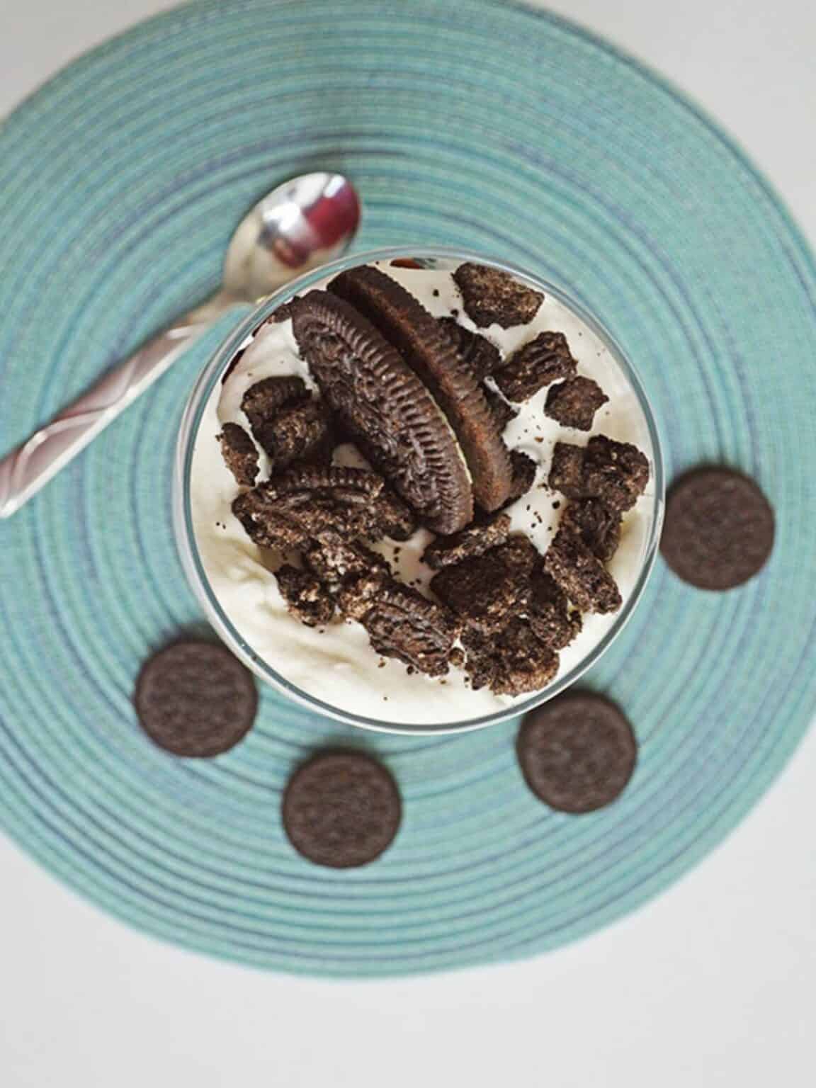 Chocolate Pudding Parfait w/ Oreo Cookies | Walking on Sunshine