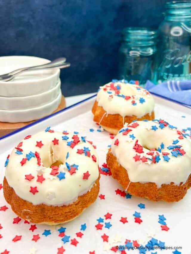 Patriotic Bundt Cake Recipe - Walking On Sunshine Recipes