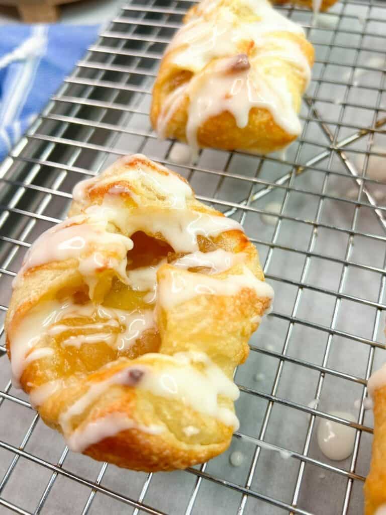 Apple Danish with Puff Pastry - Walking On Sunshine Recipes