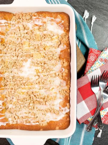 Peach Crumb Cake with Yellow Cake Mix - Walking On Sunshine Recipes