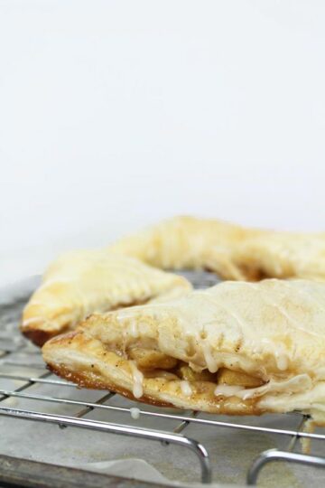 Apple Desserts with Puff Pastry - Walking On Sunshine Recipes
