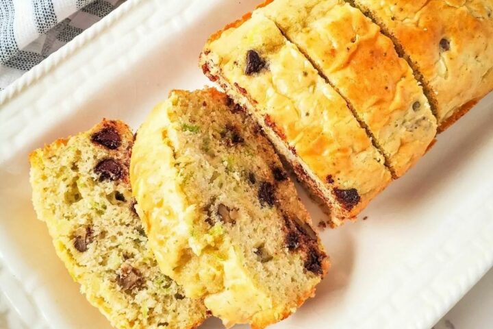 Bisquick Zucchini Bread - Walking On Sunshine Recipes