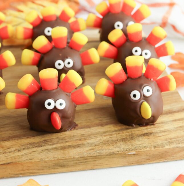 Thanksgiving Oreo Truffles - Walking On Sunshine Recipes