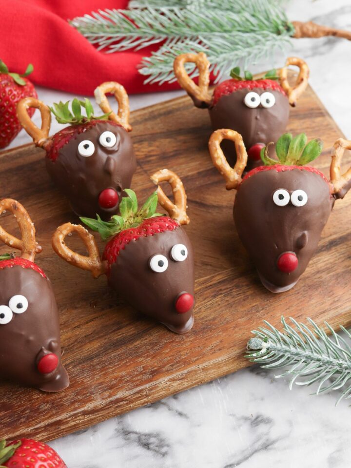 Strawberry Reindeer - Walking On Sunshine Recipes