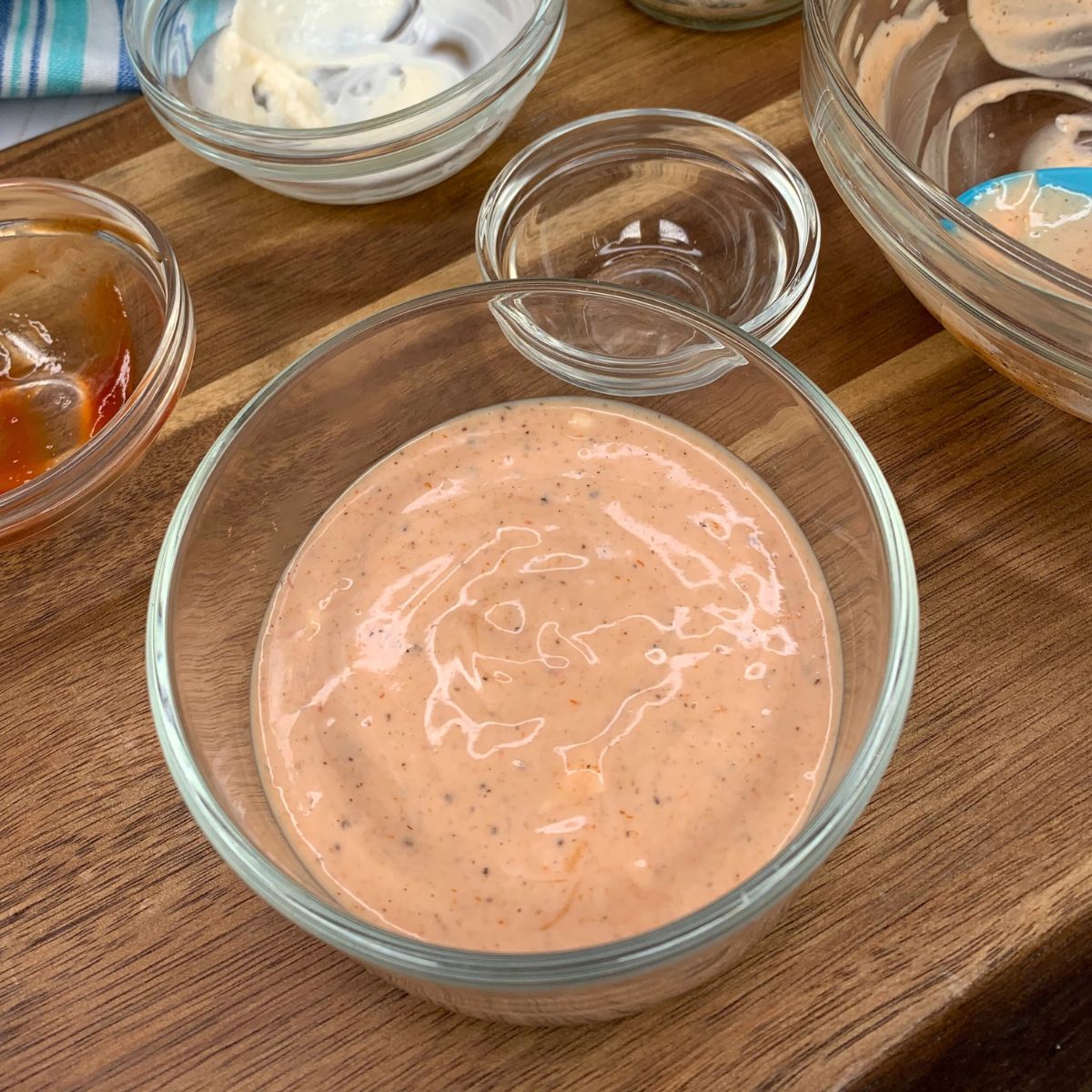 Pizza Dipping Sauce | Walking on Sunshine Recipes