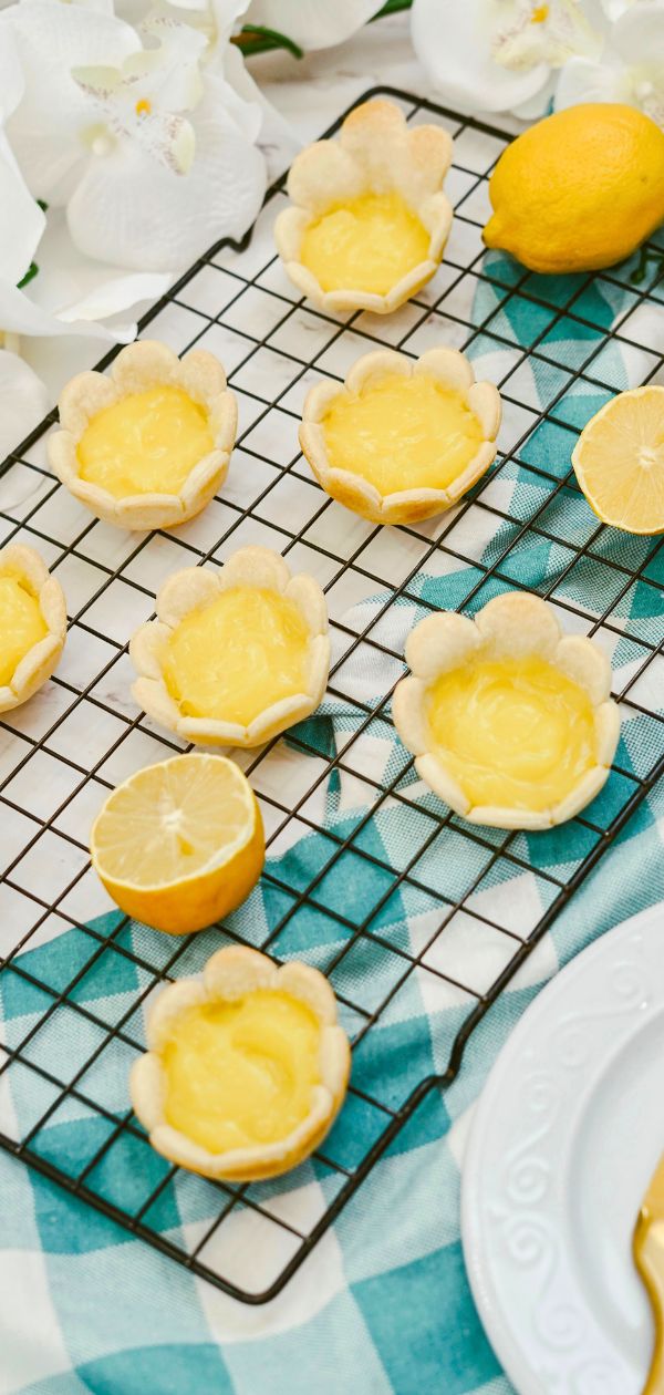 Flower Shaped Dessert with Lemon Pie Filling - Walking On Sunshine Recipes