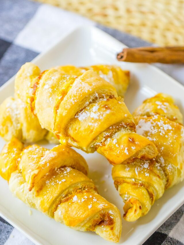 Puff Pastry with Pumpkin Filling - A Warm & Flaky Fall Treat - Walking ...