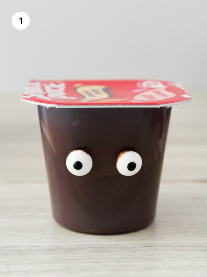 Reindeer Pudding Cups - Walking On Sunshine Recipes