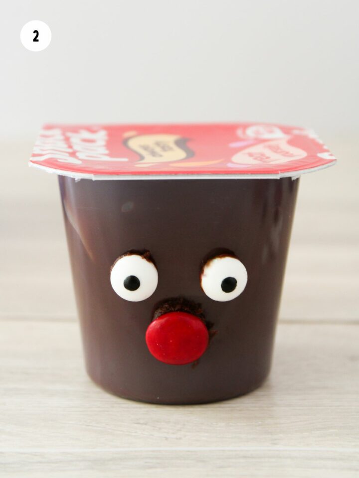 Reindeer Pudding Cups - Walking On Sunshine Recipes