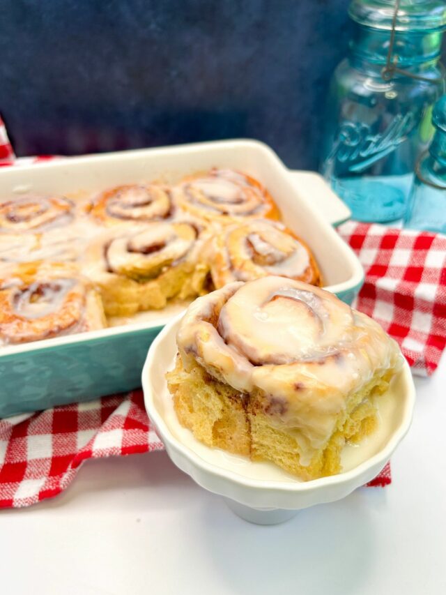 Cinnamon Rolls with Creamer - Walking On Sunshine Recipes