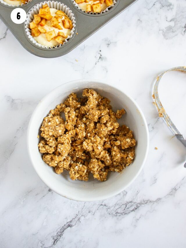 Mini Cheesecakes with Apple Crumb Topping - Walking On Sunshine Recipes