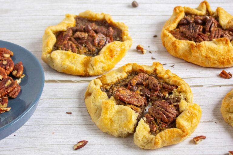How to make Mini Chocolate Pecan Galettes - Walking On Sunshine Recipes