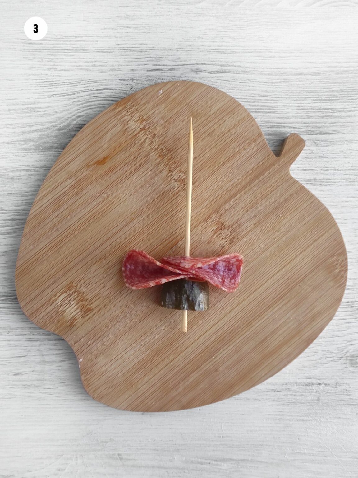 Christmas Tree Salami Appetizers - Walking On Sunshine Recipes