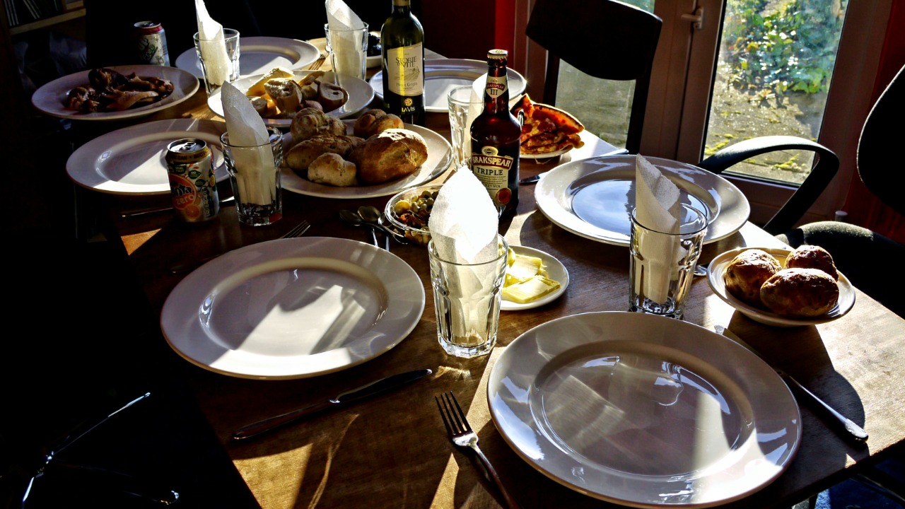 10 Lazy Sunday dinners that still feel special - Walking On Sunshine ...